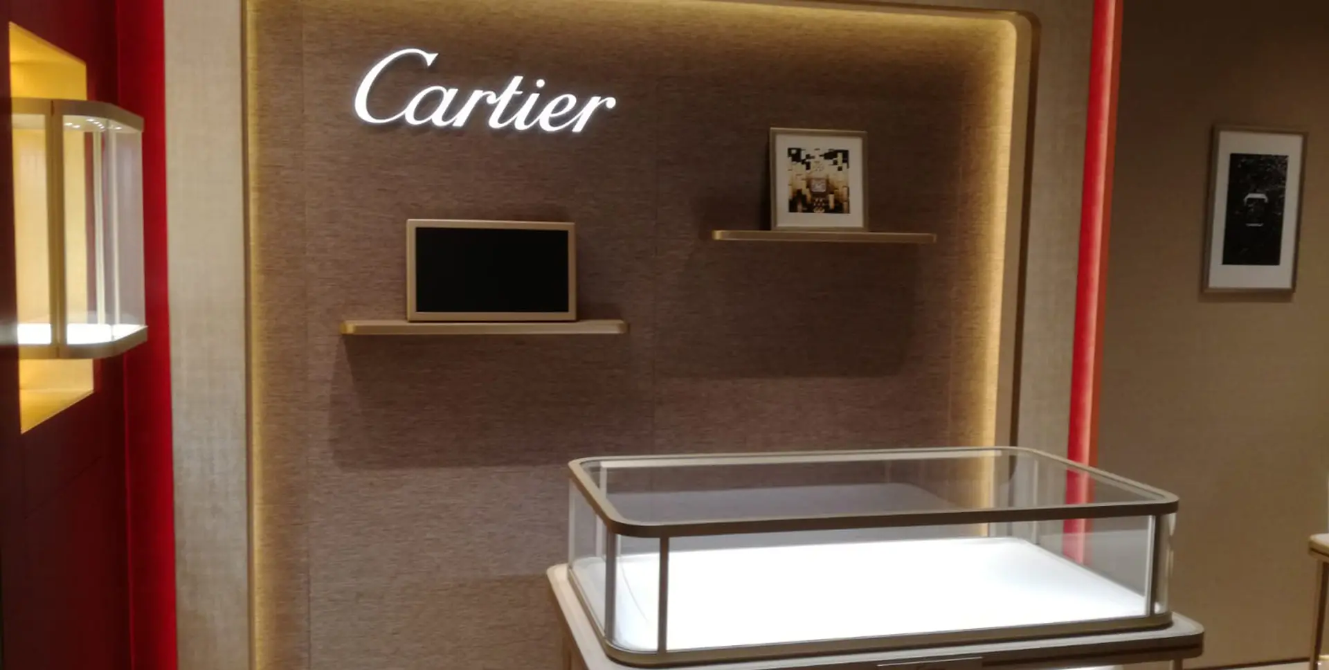 Camparini opens a new Espace Cartier signed by Polverini - Polverini