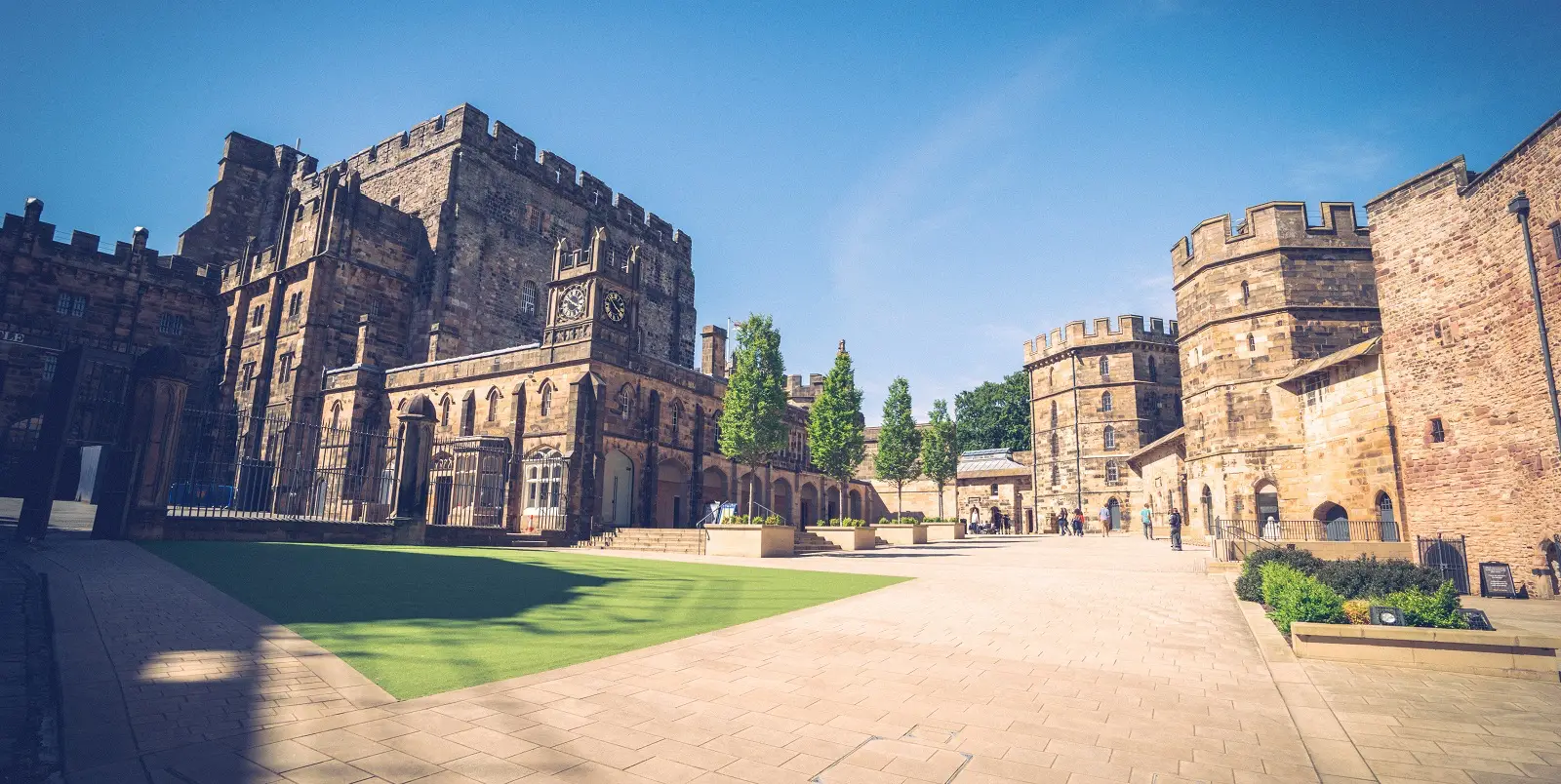 A Lancastrian Espace - Polverini