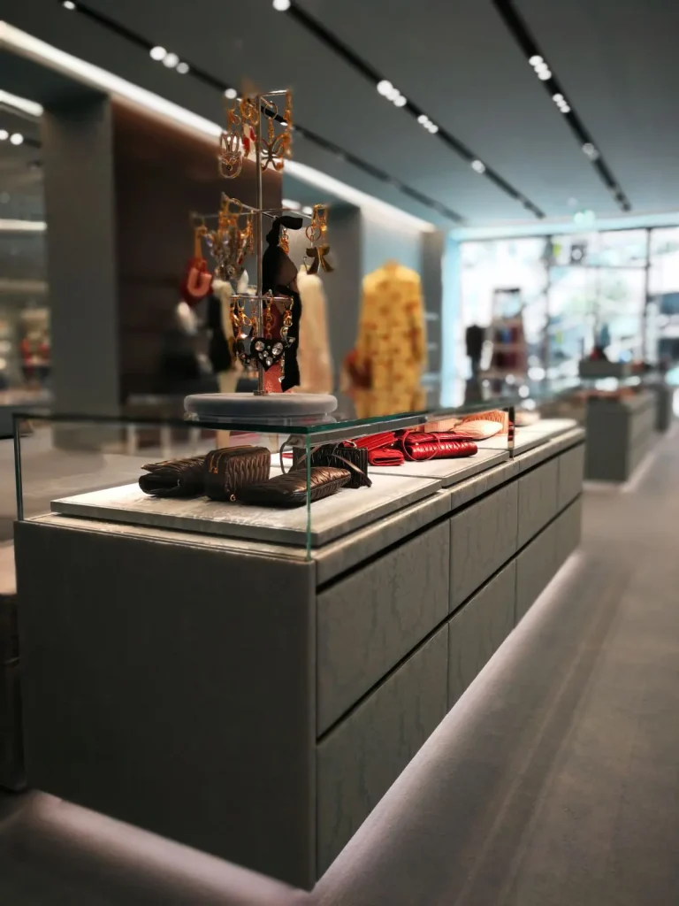 Polverini - Retail Design for Fashion